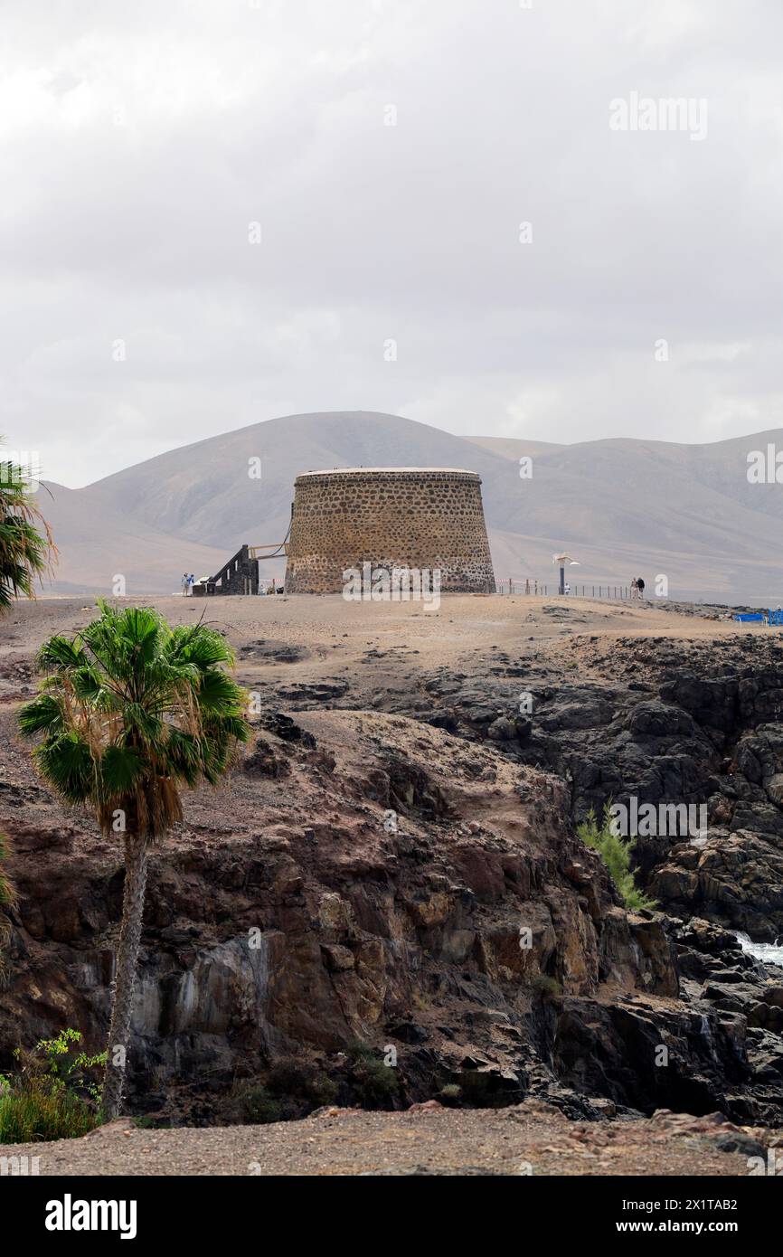 Toston tower castle hi-res stock photography and images - Alamy