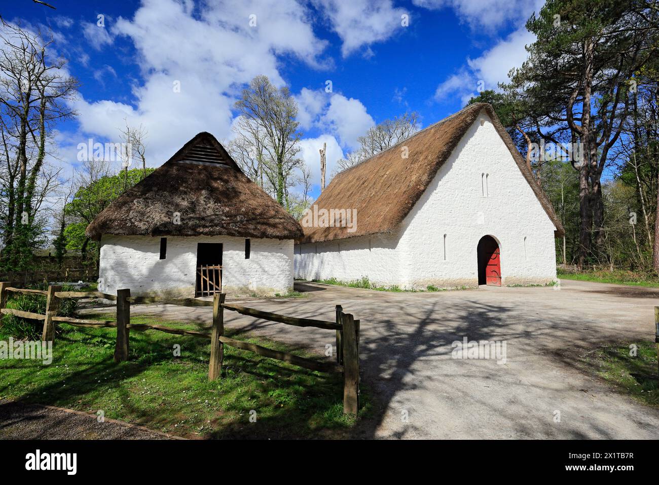 Medieval court hi-res stock photography and images - Alamy