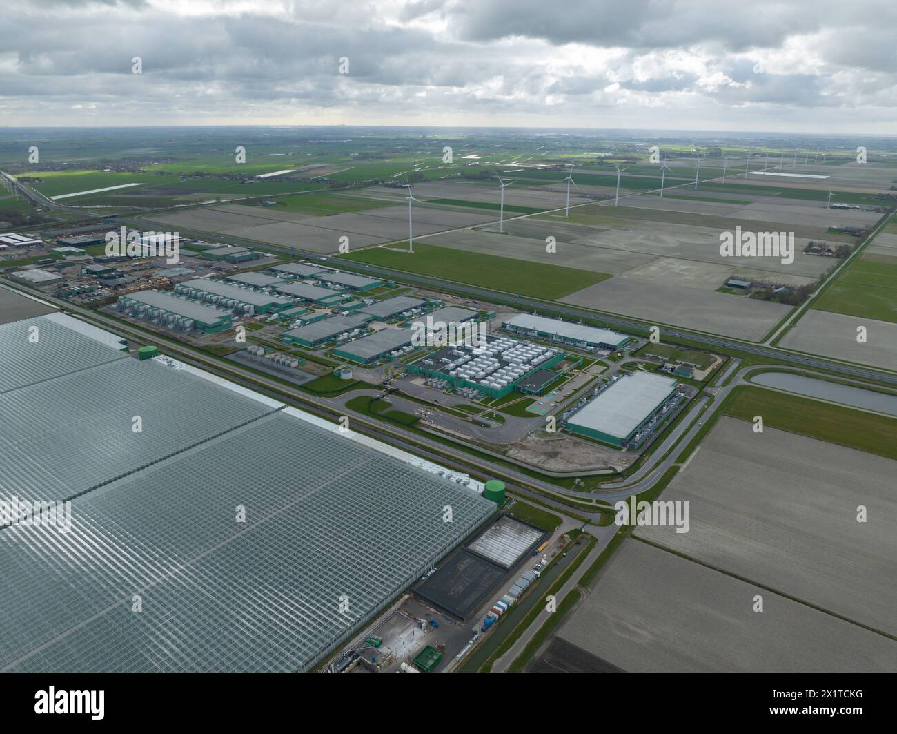 Aerial view data centers hi-res stock photography and images - Alamy