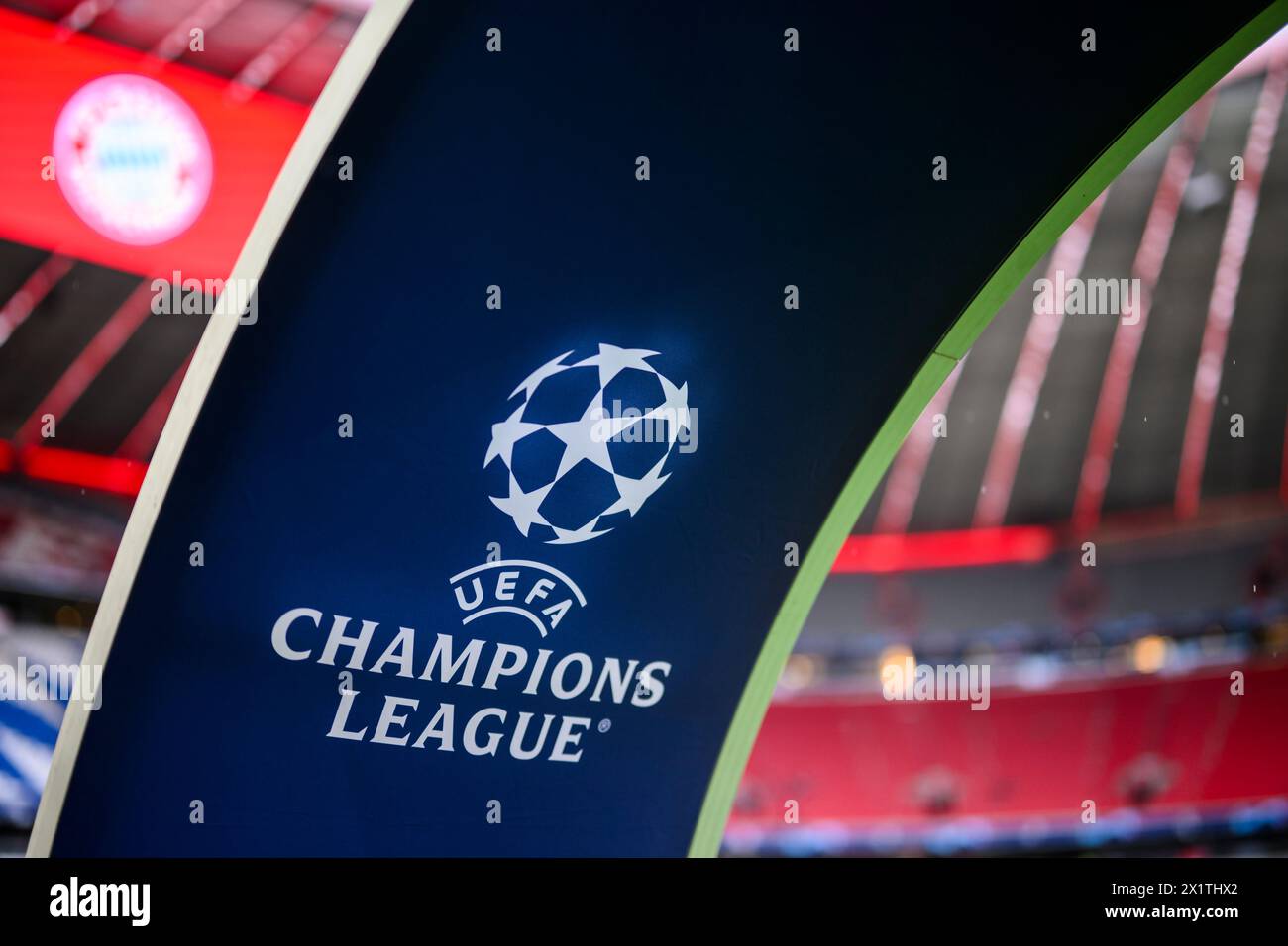 Arsenal bayern munich logo hi-res stock photography and images - Alamy