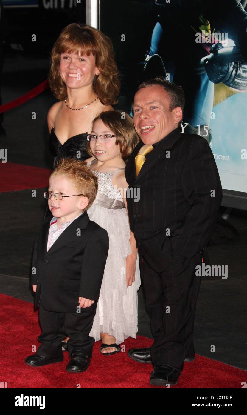 Annabelle davis hi-res stock photography and images - Alamy