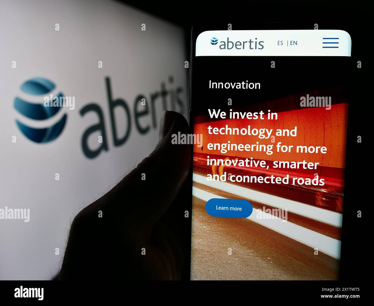 Abertis logo hi-res stock photography and images - Alamy