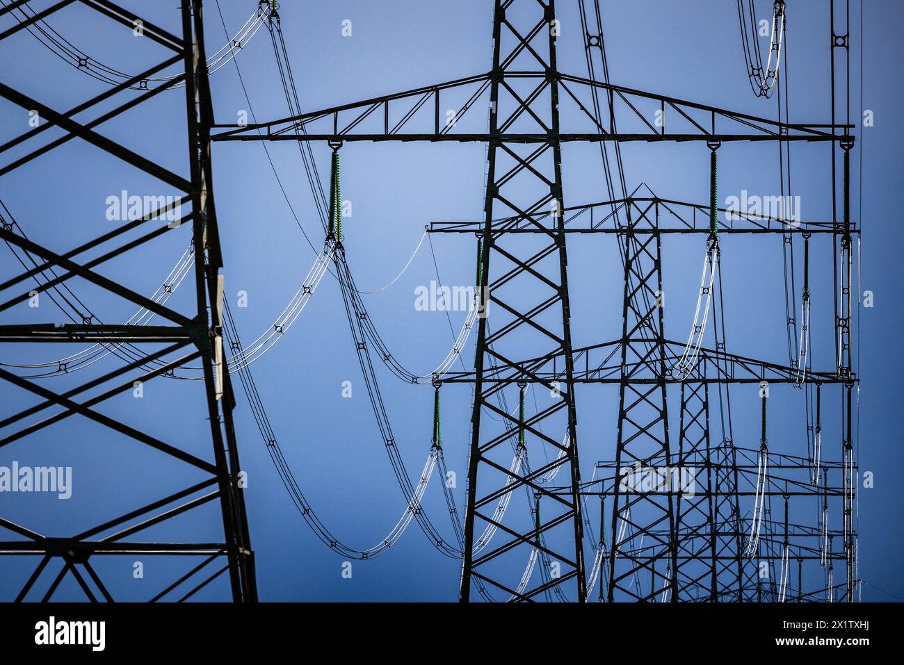 Elektro pylon hi-res stock photography and images - Alamy