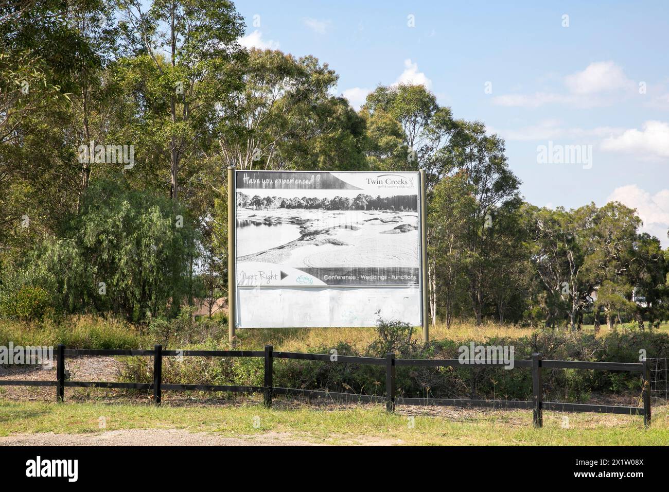 Australian golf resort, Twin Creeks golf and country club in Luddenham ...