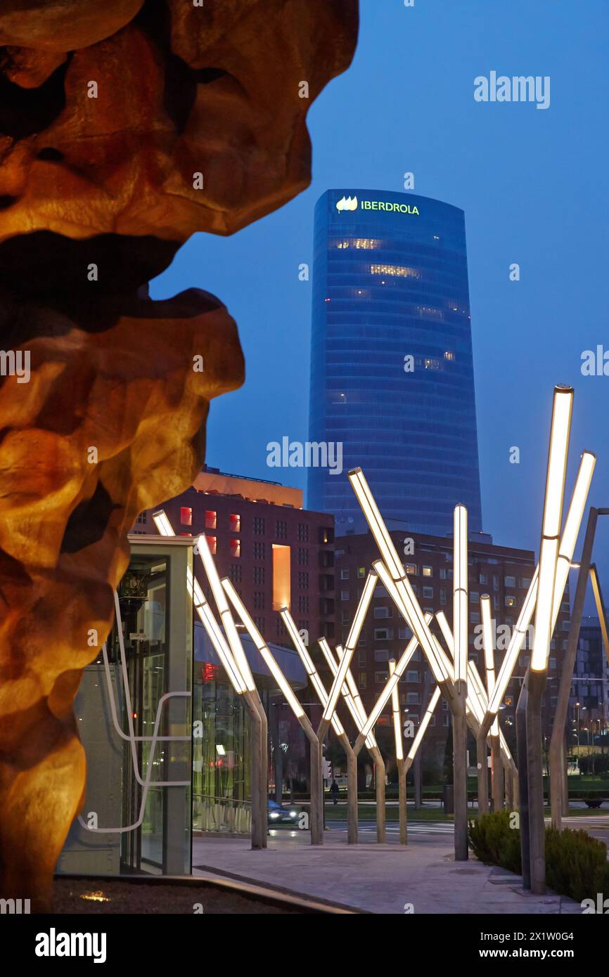 ¥Dodecathlos¥ Sculpture by Vicente Larrea, Euskalduna Palace, Iberdrola ...