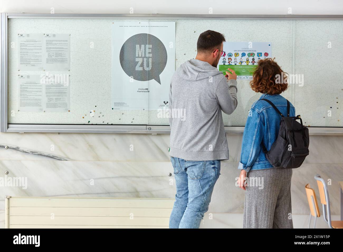 Students. Campus. College. School of Business Studies EUEE. Gipuzkoa ...