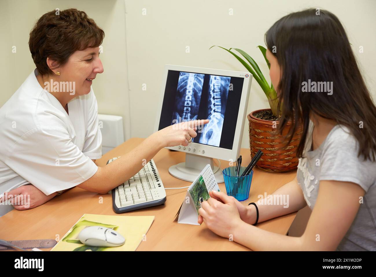 Medical informing patient Column X-ray image, Physiotherapy medical ...