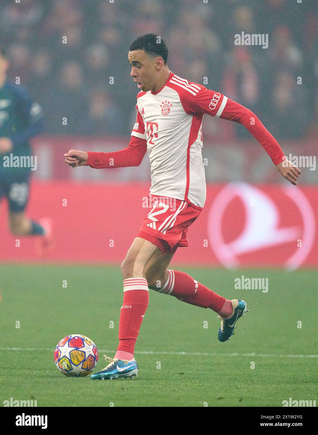 Jamal musiala body hi-res stock photography and images - Alamy