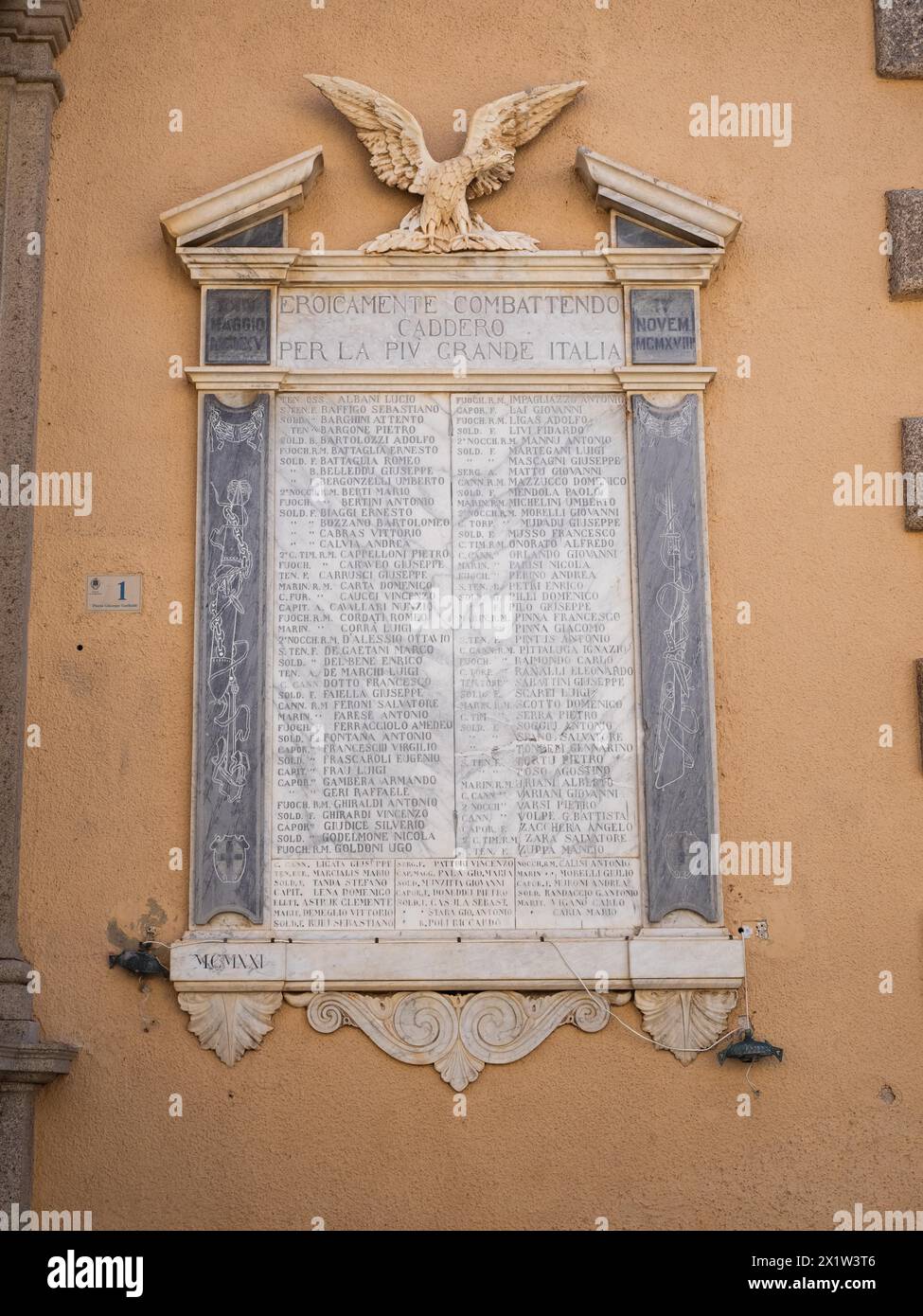 Memorial plaque for fallen soldiers in the World War, town hall ...
