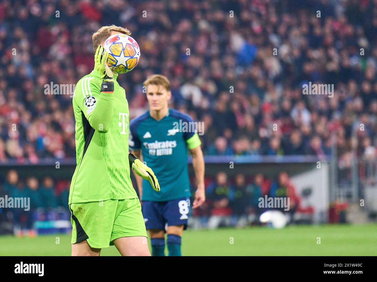 Manuel NEUER, goalkeeper FCB 1 in the quarter final match FC BAYERN ...