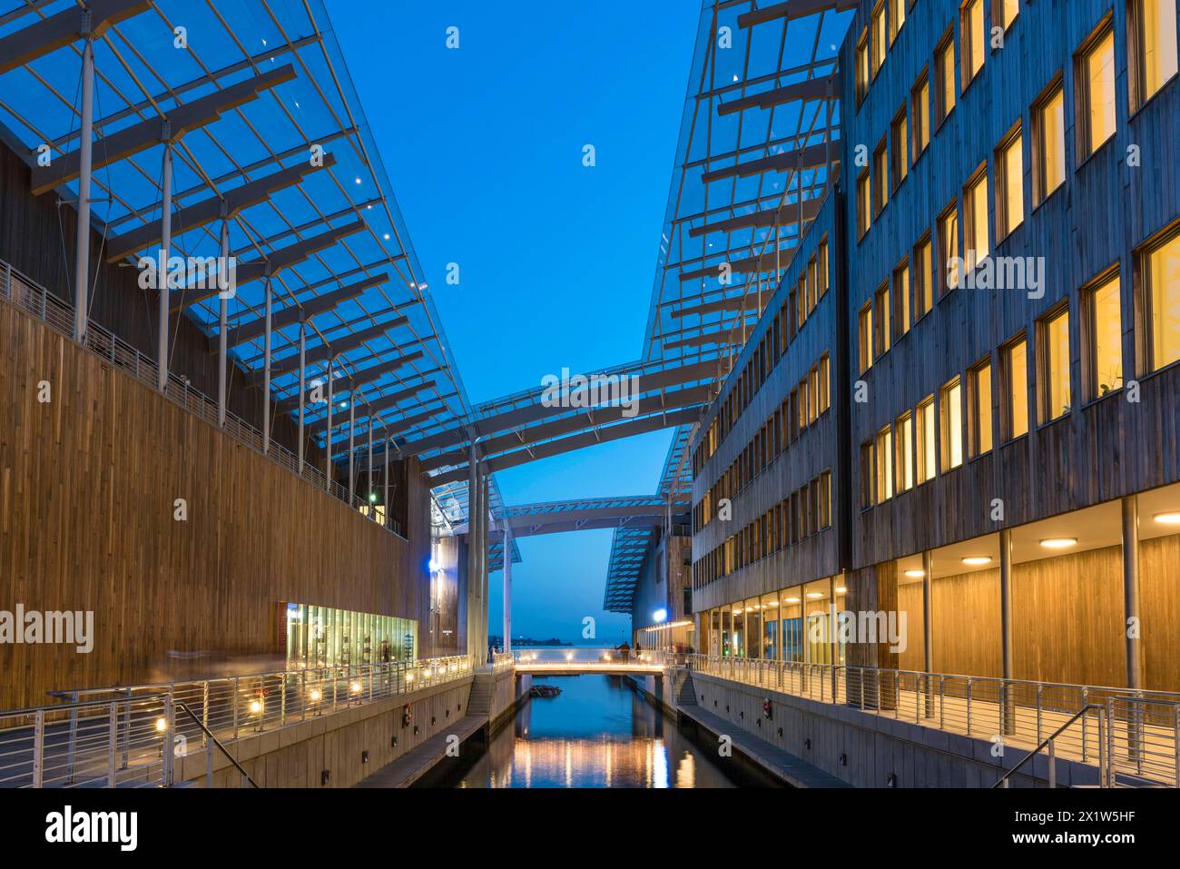 Astrup Fearnley Museum of Modern Art, Tjuvholmen, Aker Brygge, Frogner ...
