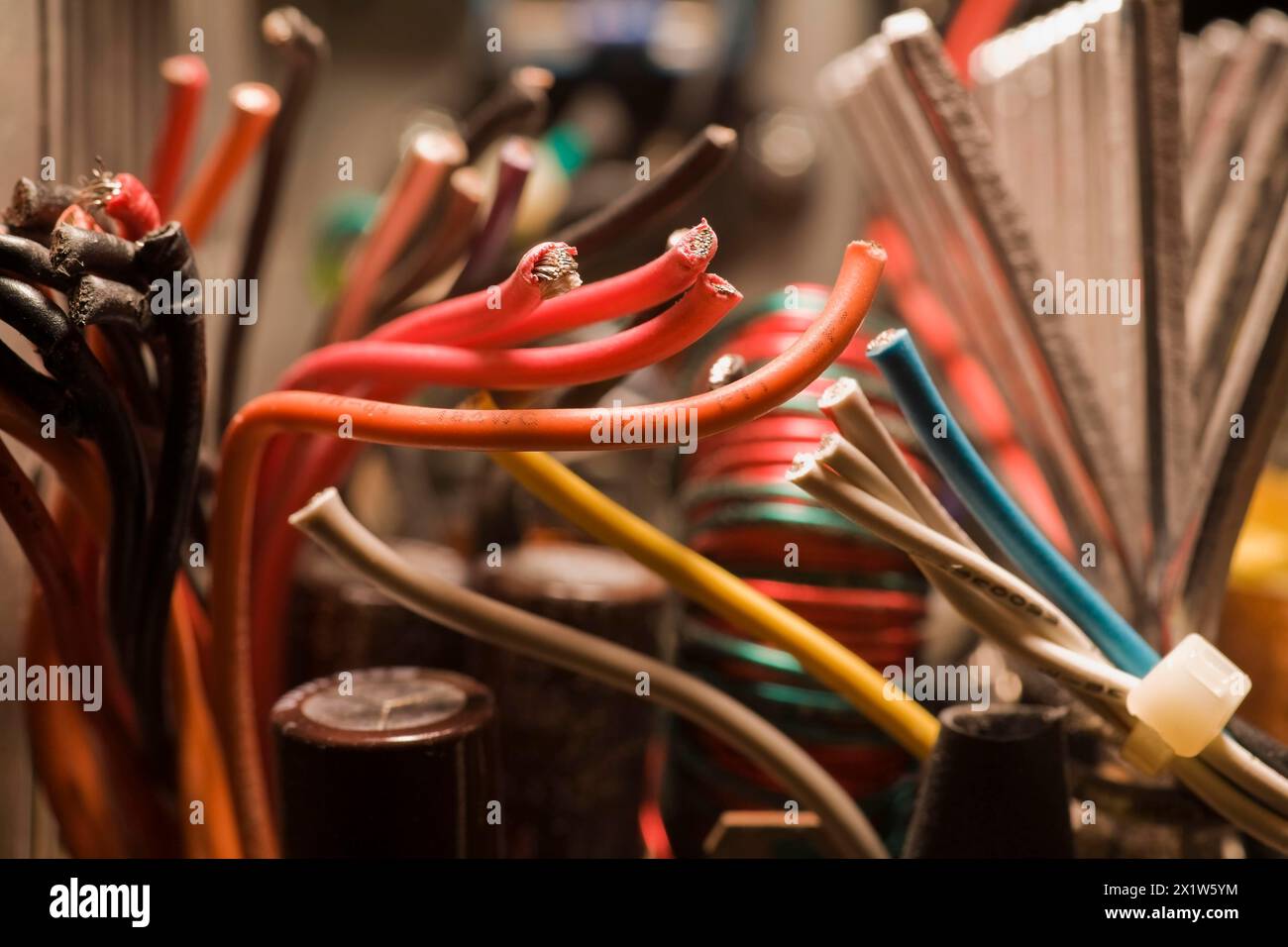 Flexible copper wire hi-res stock photography and images - Alamy
