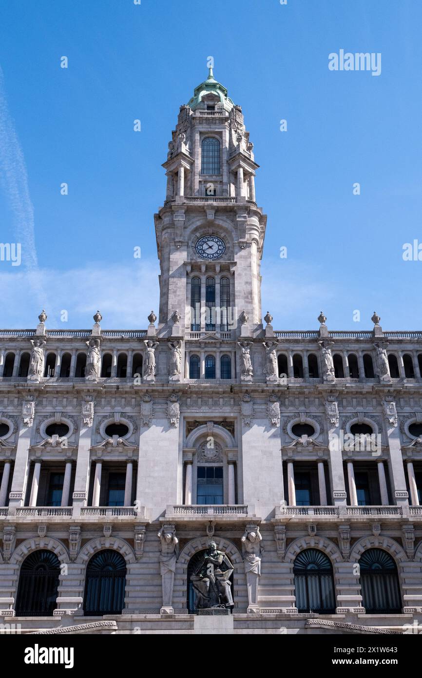 Camara municipal de Porto, city hall in a 20th century neoclassical ...