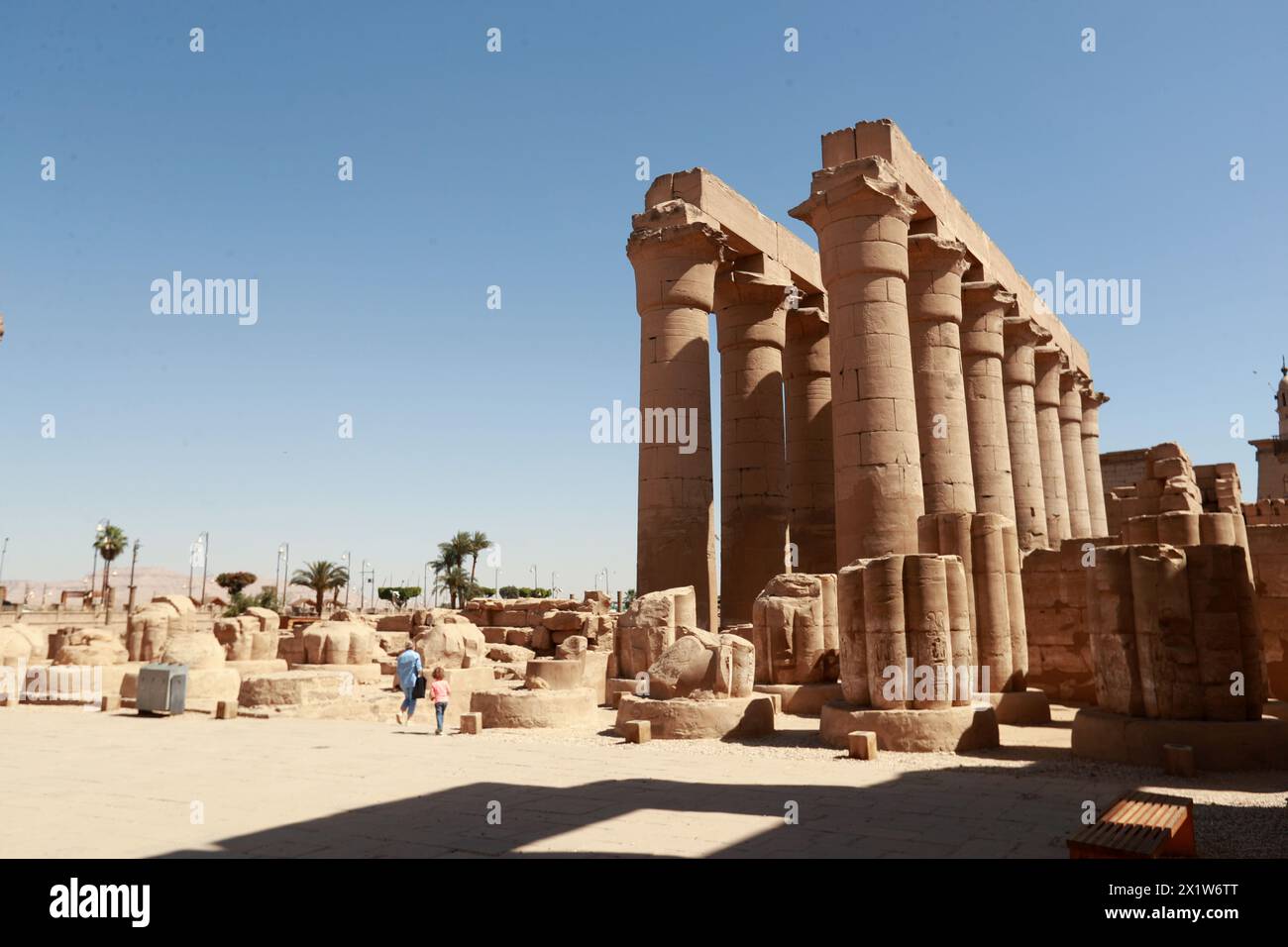 (240418) -- BEIJING, April 18, 2024 (Xinhua) -- This photo taken on ...