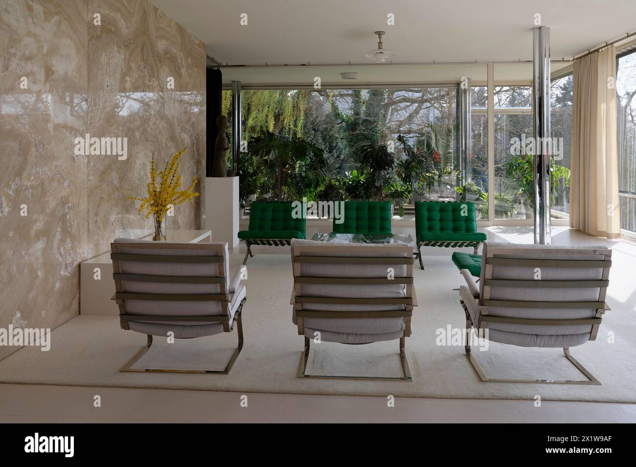 Interior view, living room, Villa Tugendhat (architect Ludwig Mies van ...