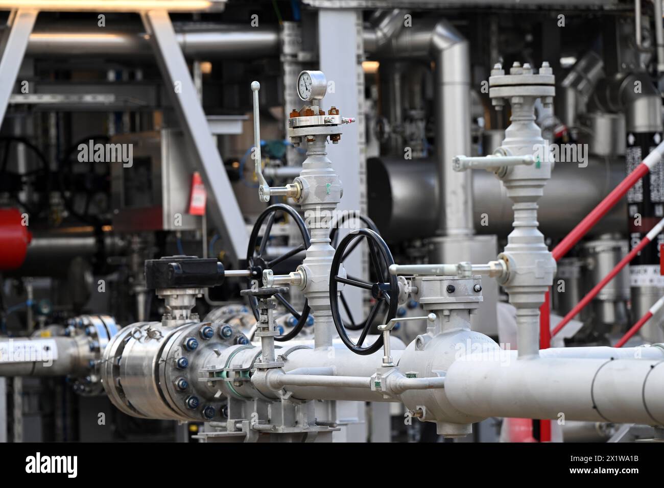 Cologne, Germany. 18th Apr, 2024. A new bio-LNG plant is located at ...