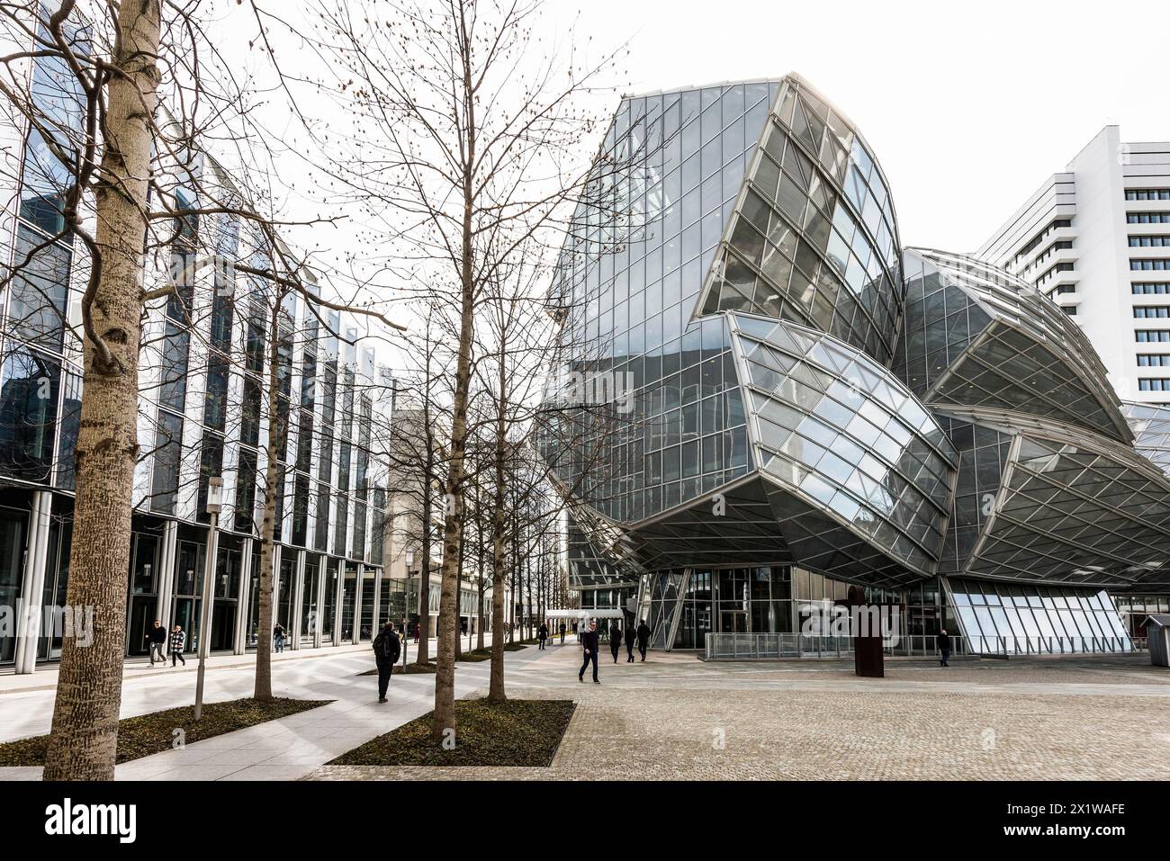 Novartis basel gehry hi-res stock photography and images - Alamy