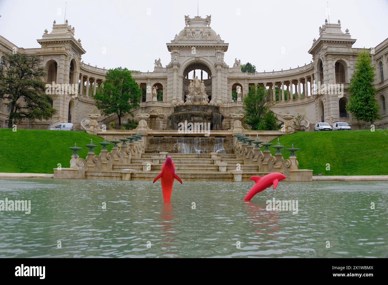 Palais Longchamp, Marseille, Classicist fountain in front of a palace ...