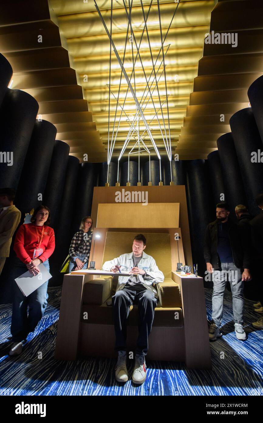 Milano, Italia. 18th Apr, 2024. A Thinking Room, installazione del ...