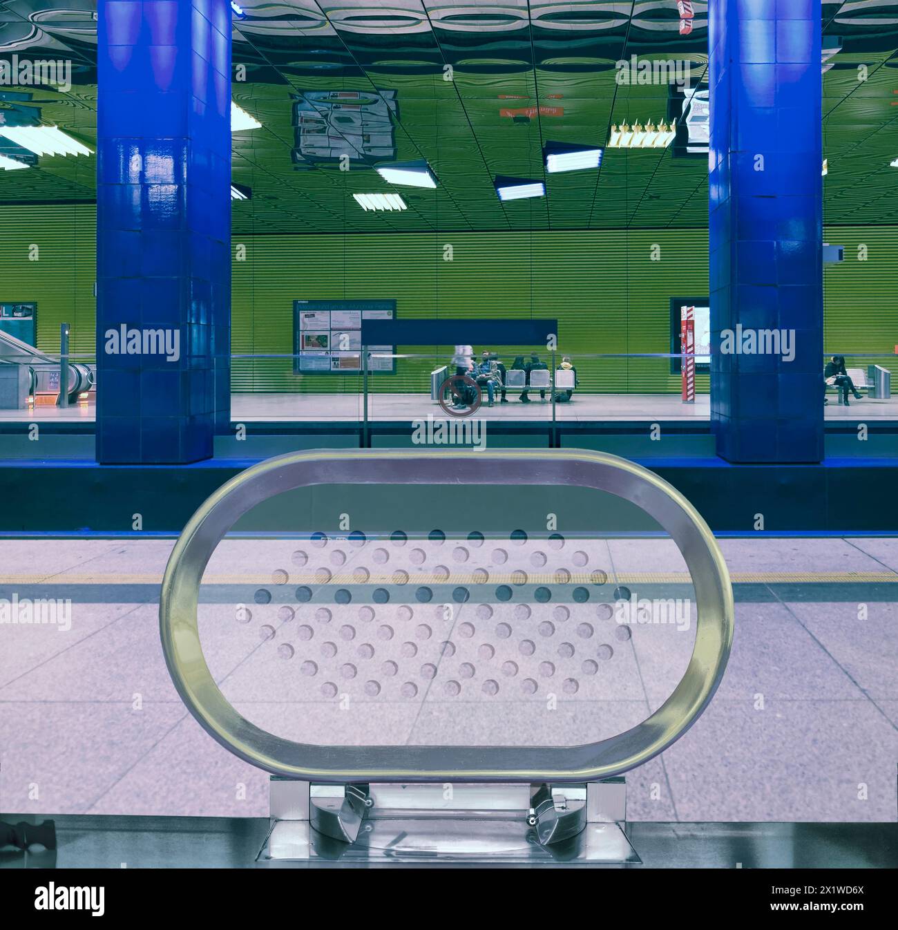 Ticket and information counters Stock Photo - Alamy