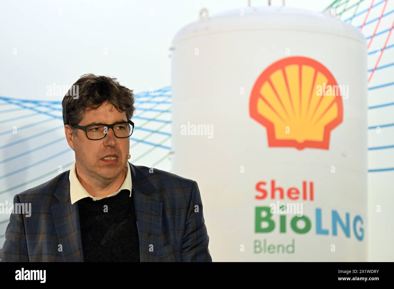 Cologne, Germany. 18th Apr, 2024. Michael Kellner (Alliance 90/The ...