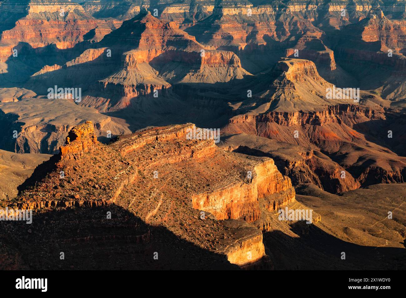 View from the South Rim to Shiva Temple, Isis Temple and Cheops Pyramid ...