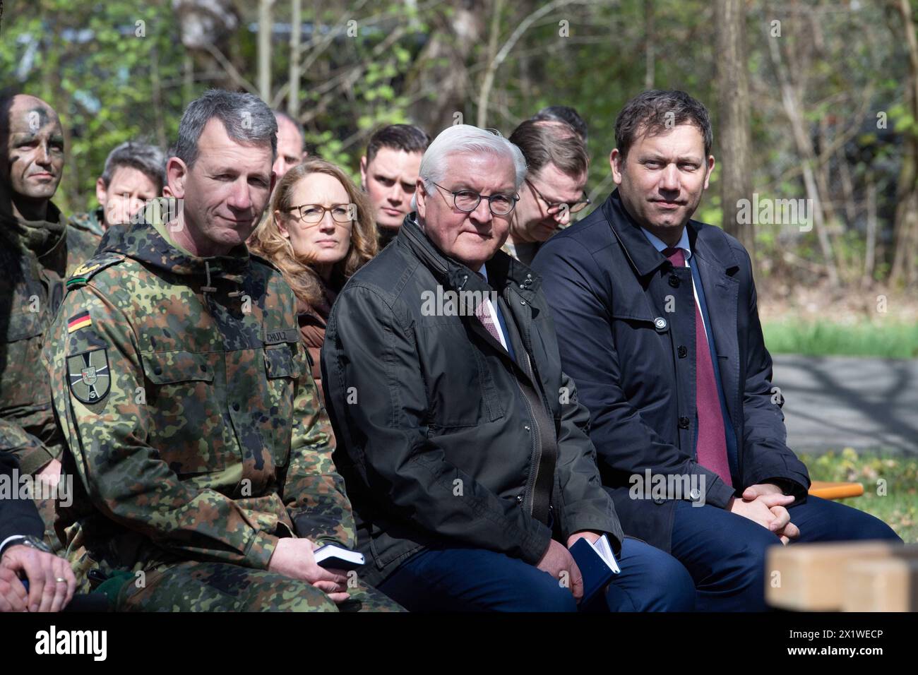 v.l. xxxx Brigadegeneral Bjoern F. SCHULZ, Björn, Kommandeur der ...