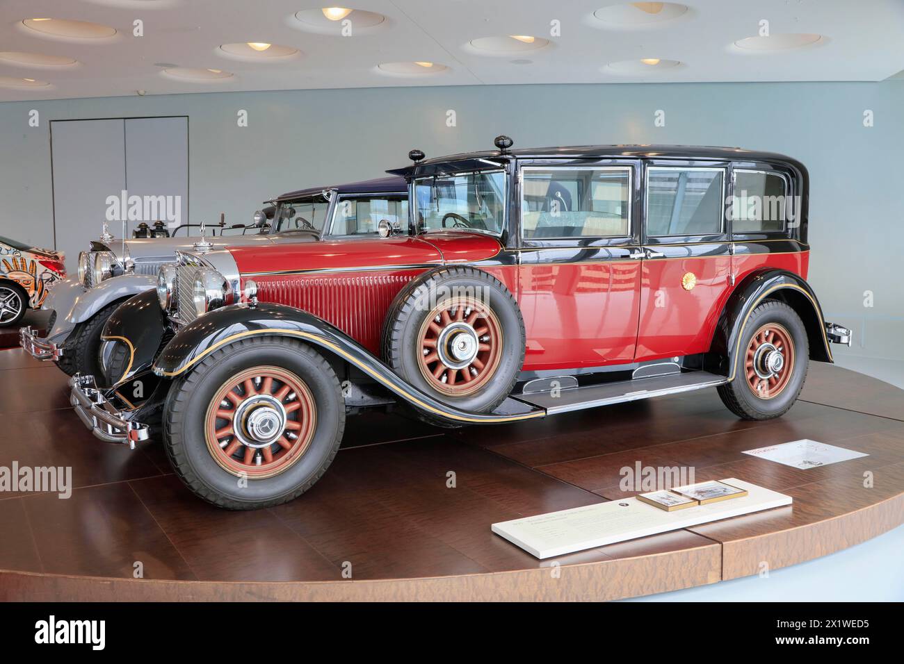 Mercedes-Benz 770 Grand Mercedes Pullman limousine for the Japanese ...