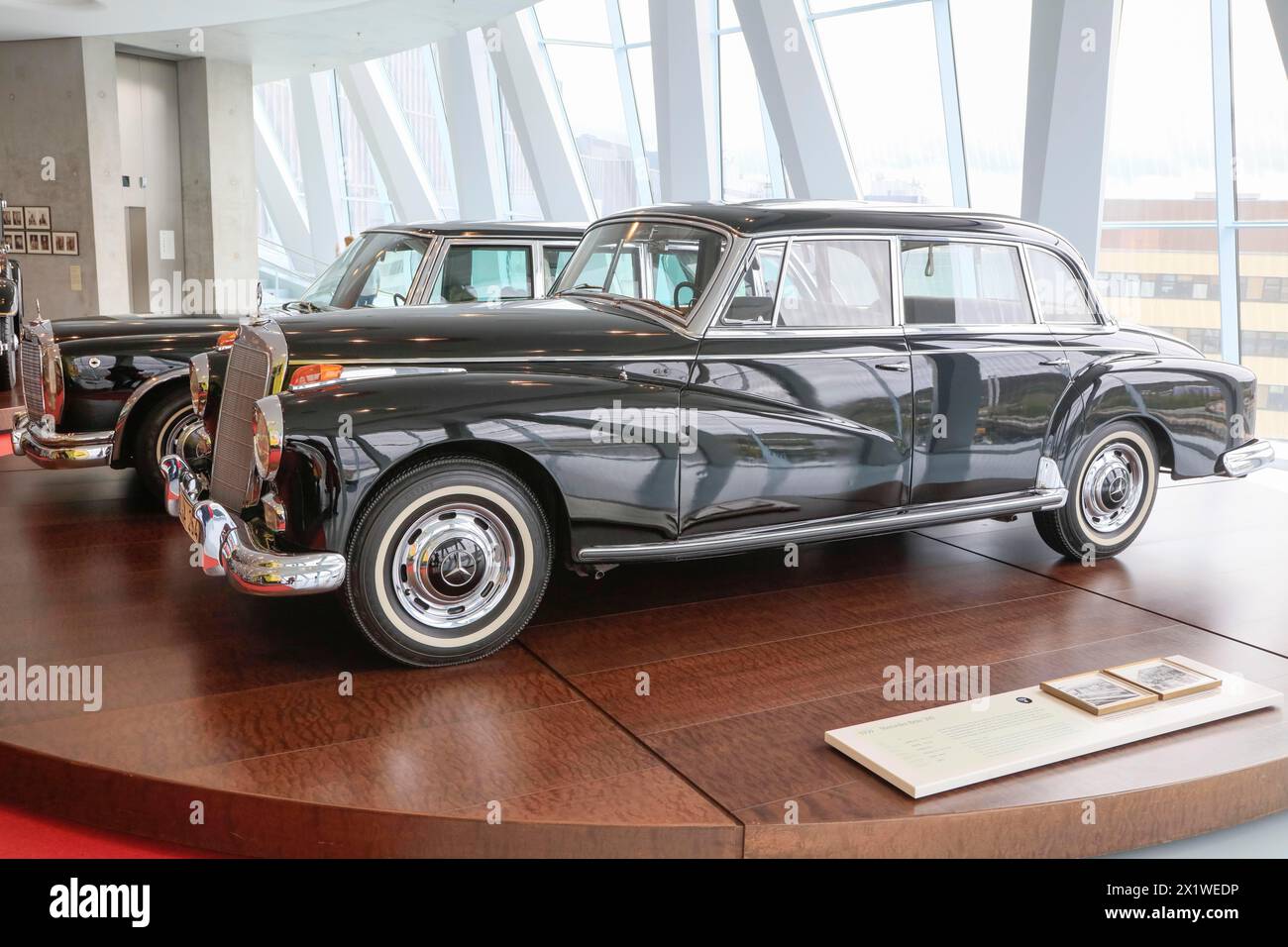 Mercedes-Benz 300, last official vehicle of Konrad Adenauer, Mercedes ...