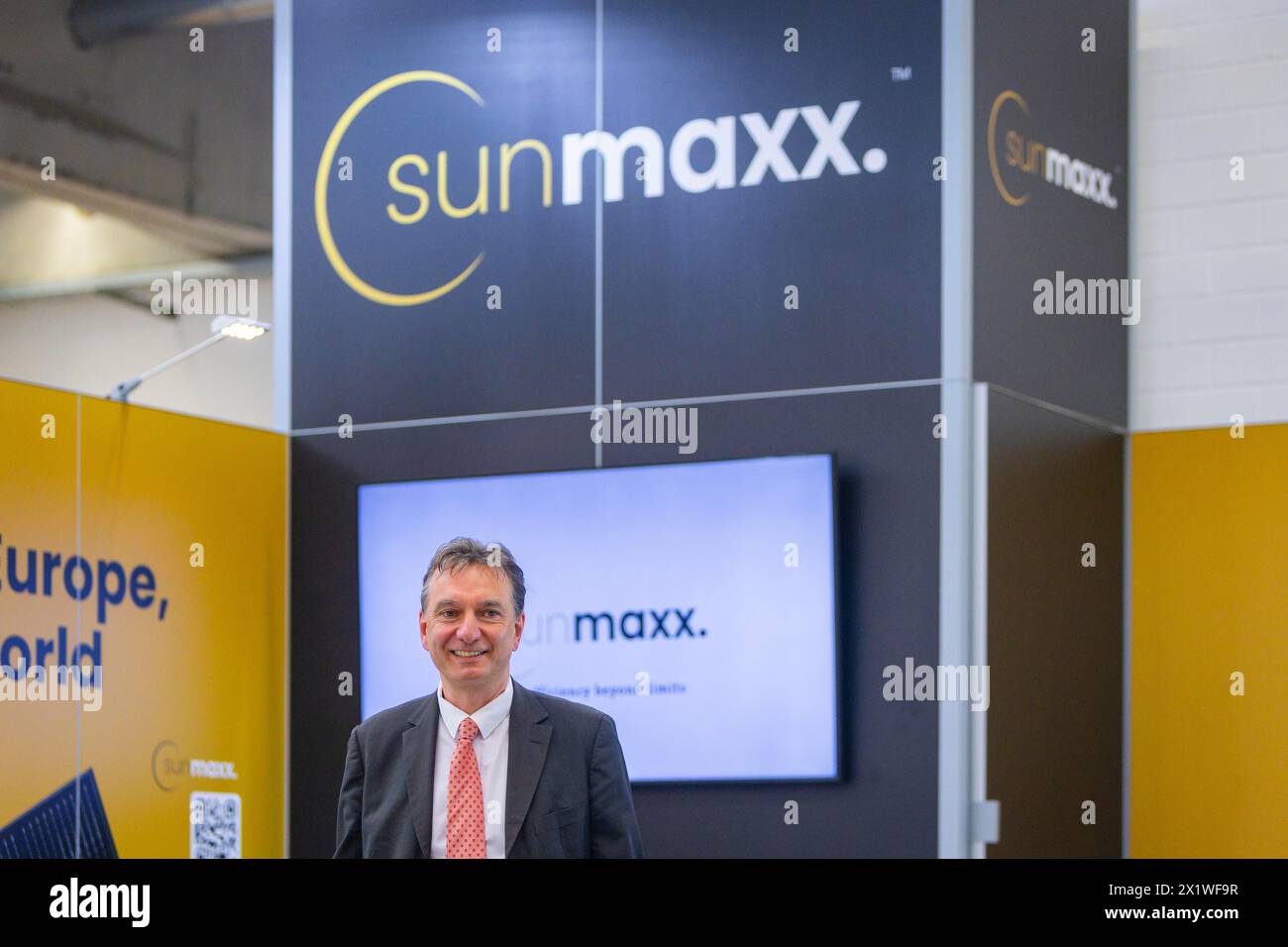 Sunmaxx PVT is a new innovative developer of photovoltaic thermal solar ...