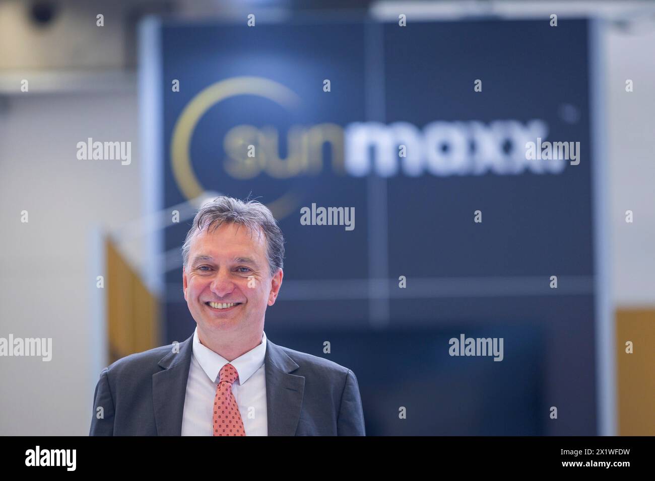 Sunmaxx PVT is a new innovative developer of photovoltaic thermal solar ...