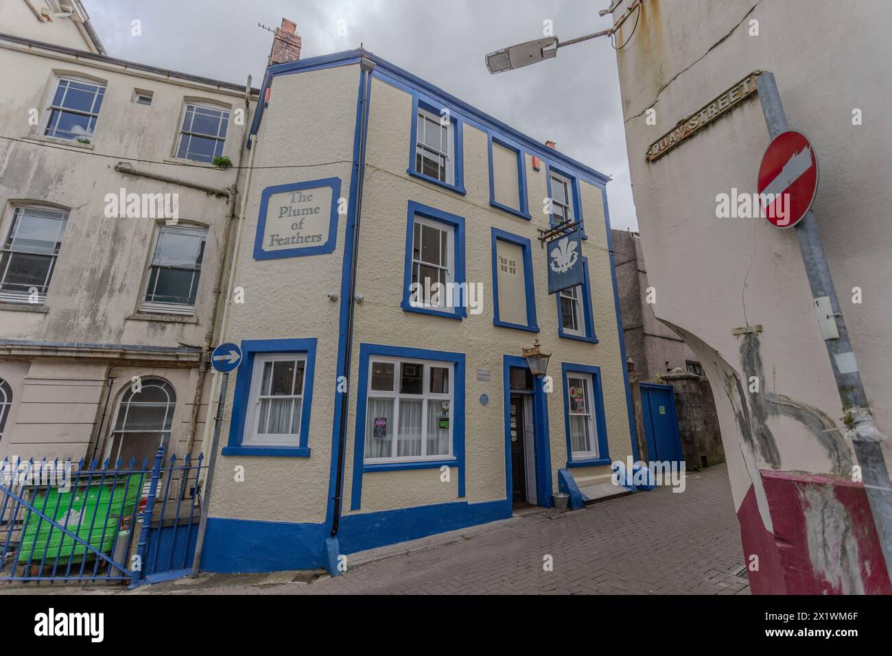 Wales rugby in pub hi-res stock photography and images - Alamy