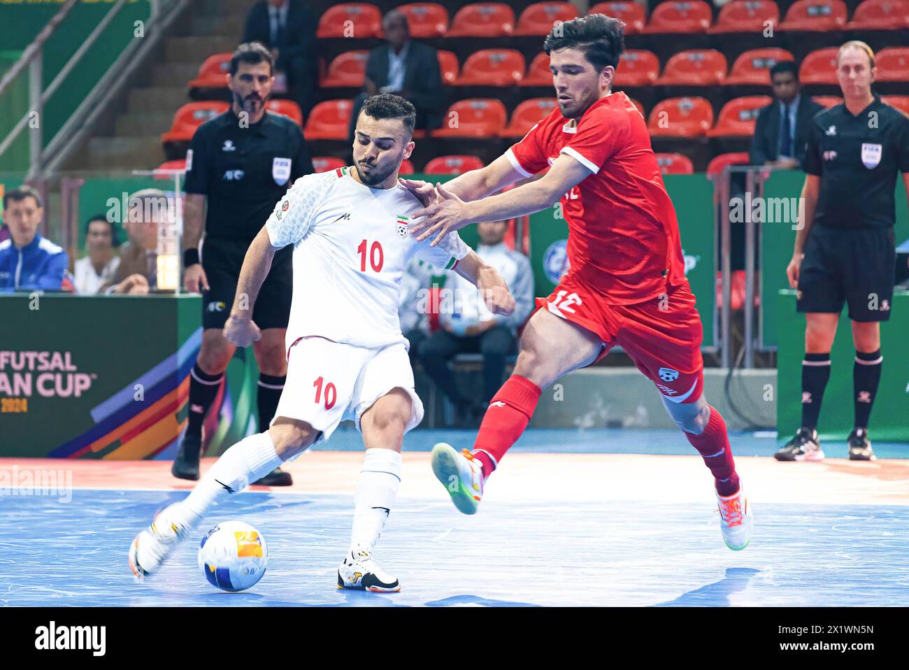 Bangkok, Thailand. 18th Apr, 2024. Salar Aghapour (L) of IR Iran and ...
