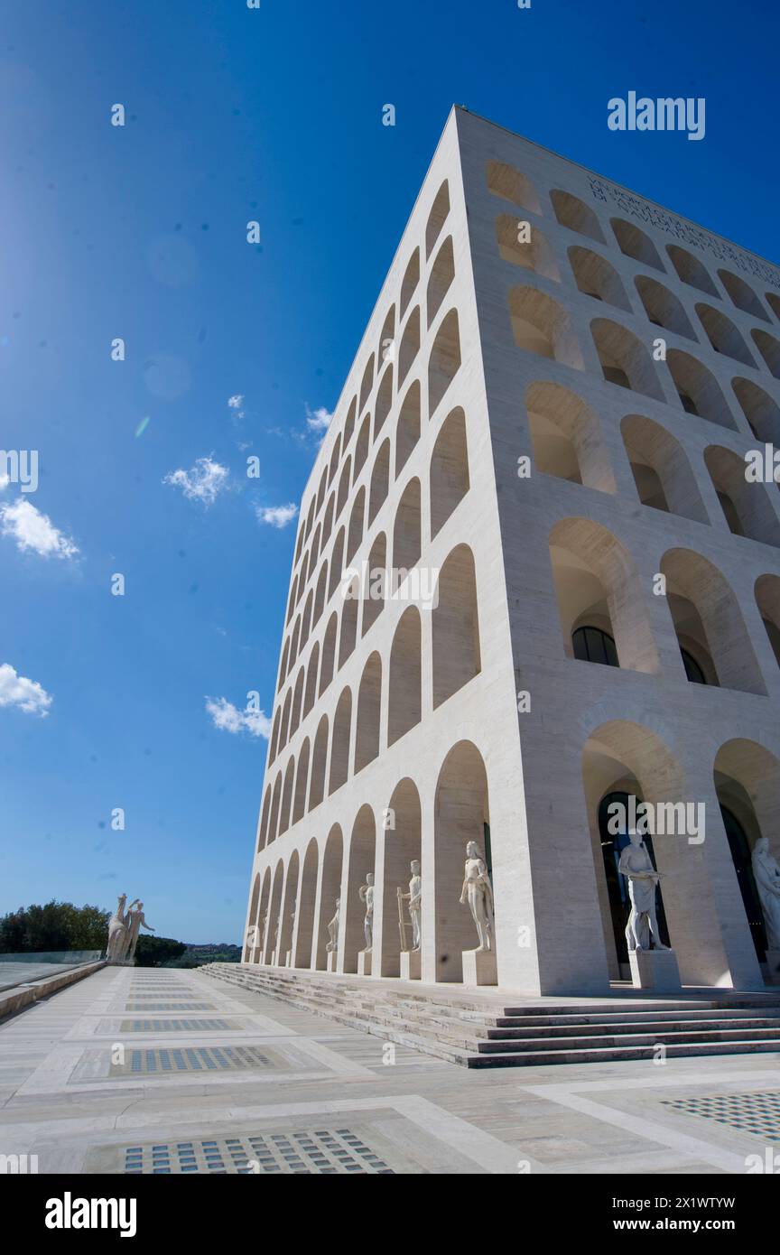 Italian rationalism hi-res stock photography and images - Alamy