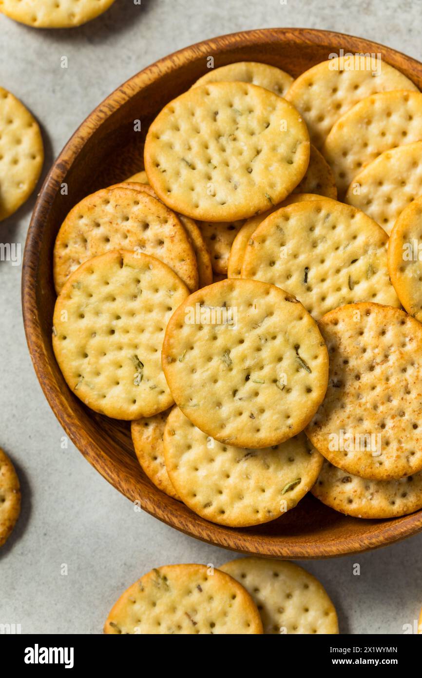 Assorted Round Whole Wheat Crackers in a Bowl Stock Photo - Alamy