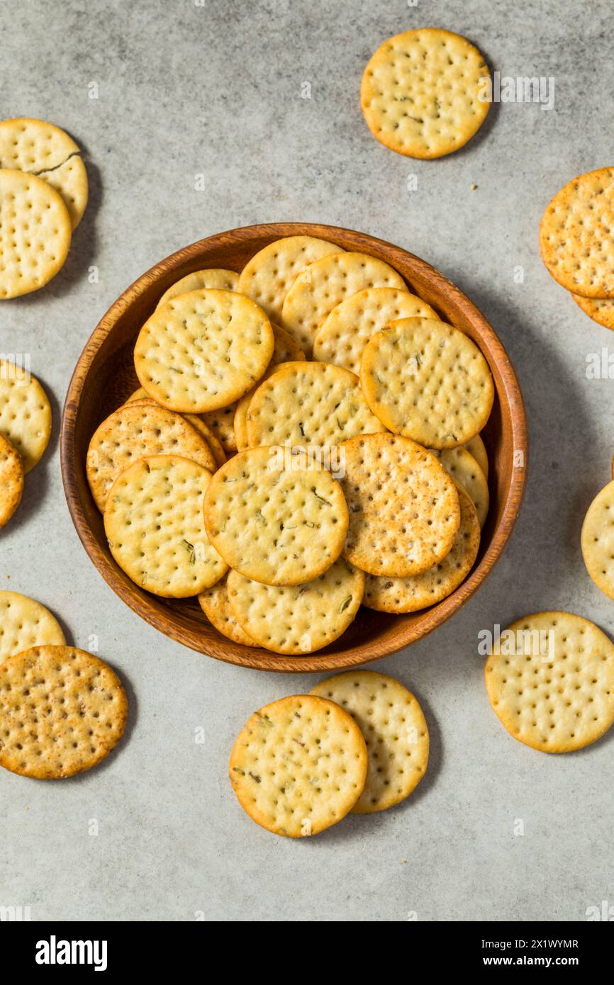 Assorted Round Whole Wheat Crackers in a Bowl Stock Photo - Alamy