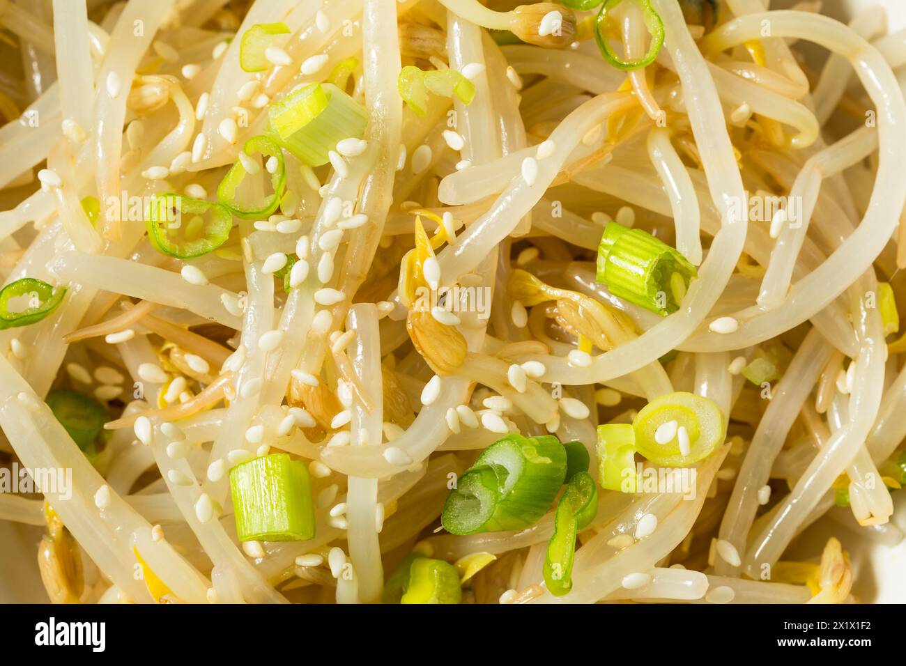 Korean Mung Bean Sukjunamul Muchim Banchan Side Dish Stock Photo - Alamy