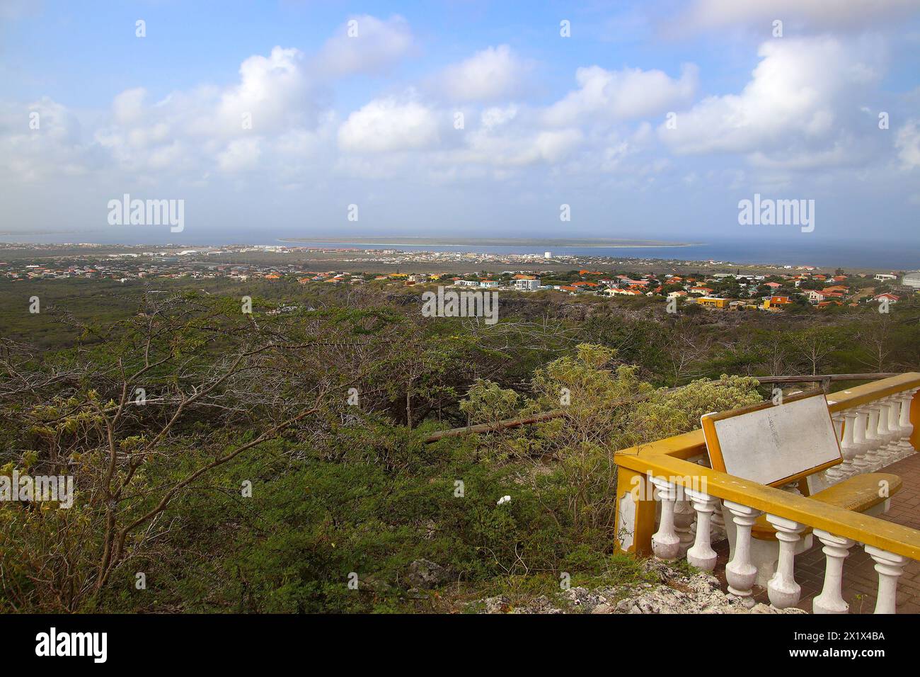 View at Kralendijk and Klein Bonaire from Cruz Seru Largu, Bonaire ...