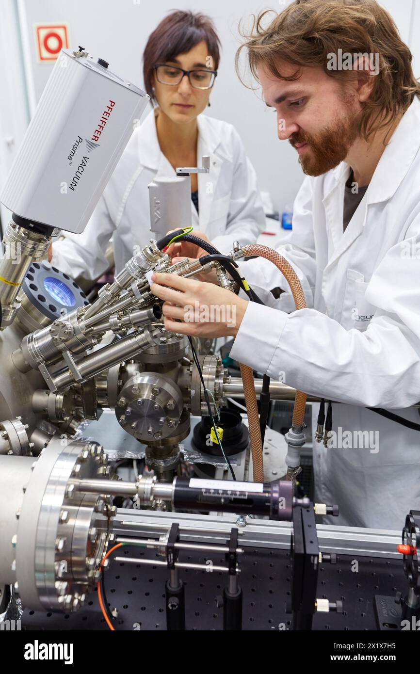 Scanning tunneling microscope hi-res stock photography and images - Alamy