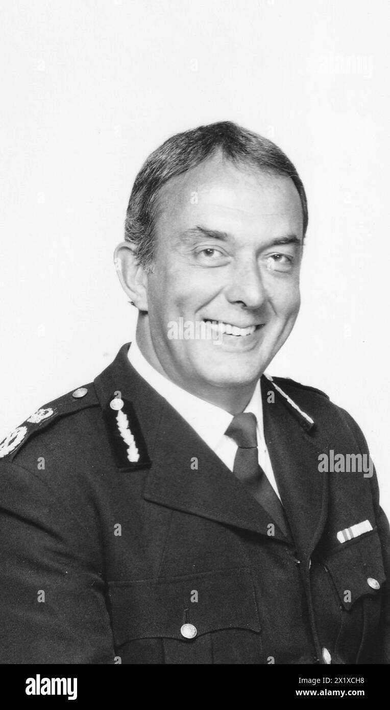 CHIEF CONSTABLE OF HAMPSHIRE, JOHN HODDINOTT, 1988 PIC MIKE WALKER 1988 ...
