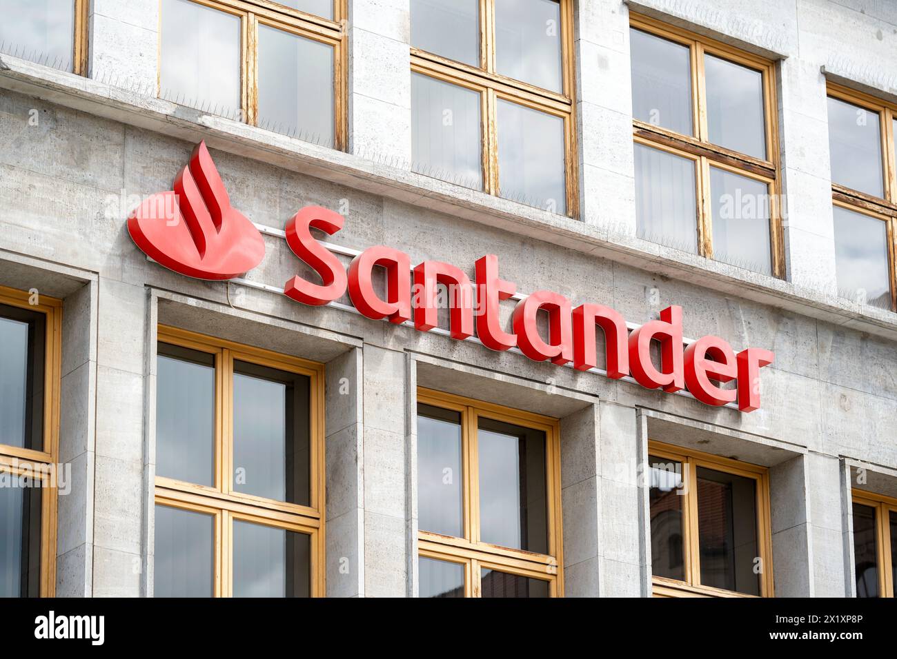 Santander Logo A Global Bank With US Impact Santander US
