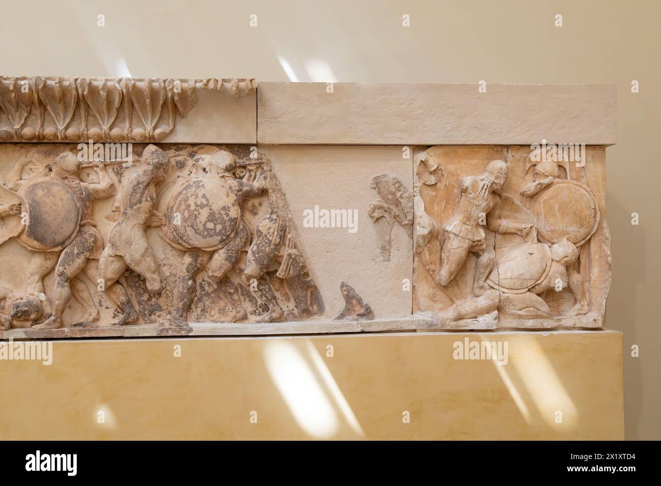 Detail of the North frieze of the Siphnian Treasury, Delphi ...
