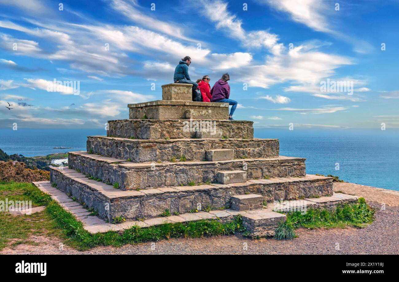 Pyramid eye hi-res stock photography and images - Alamy