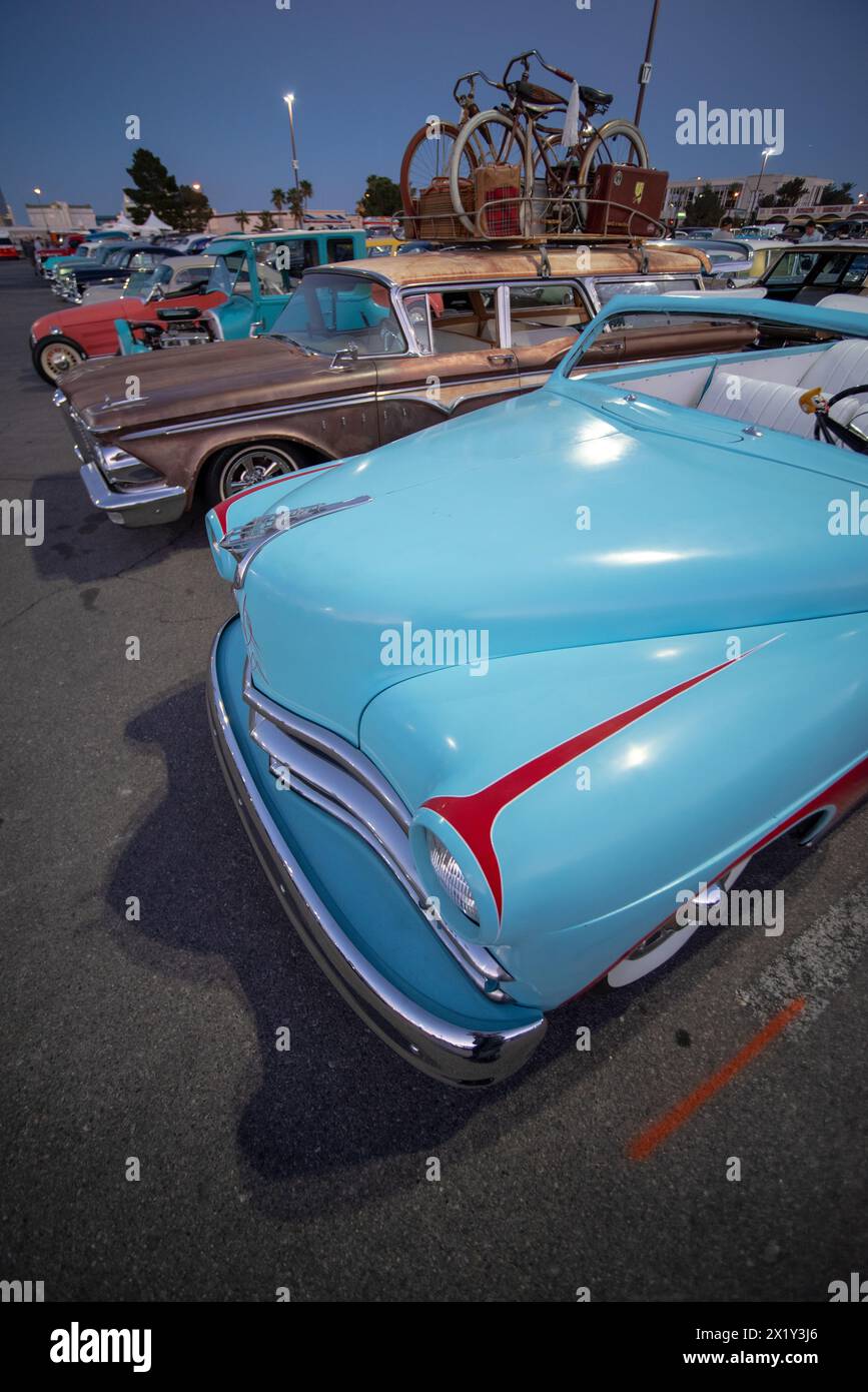 Lined up cars on the classic car show on the Viva Las Vegas rockabilly ...