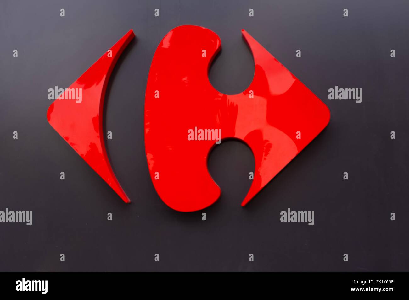 Carrefour store hi-res stock photography and images - Alamy