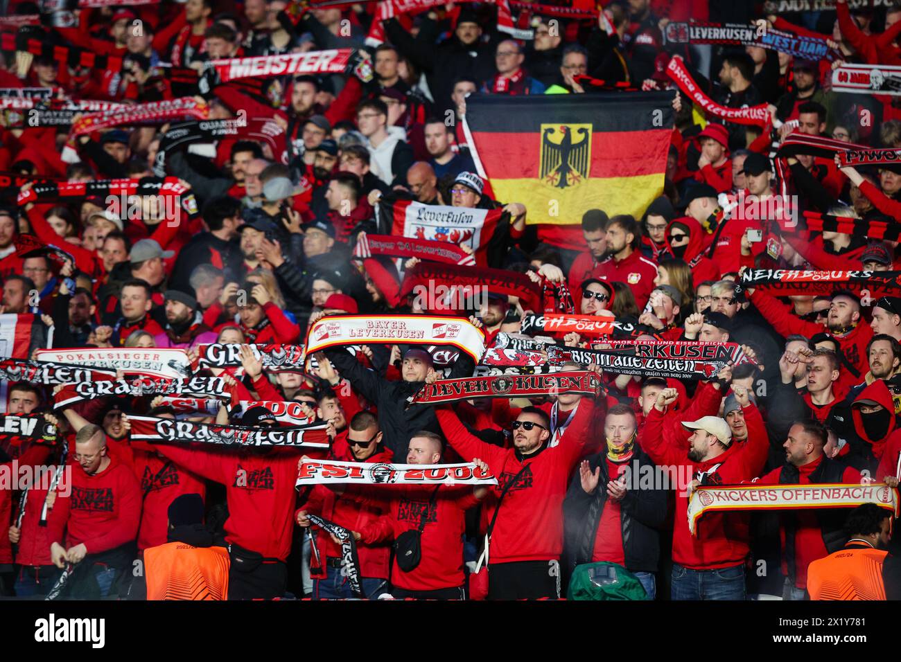 Bayer 04 leverkusen fans hi-res stock photography and images - Alamy