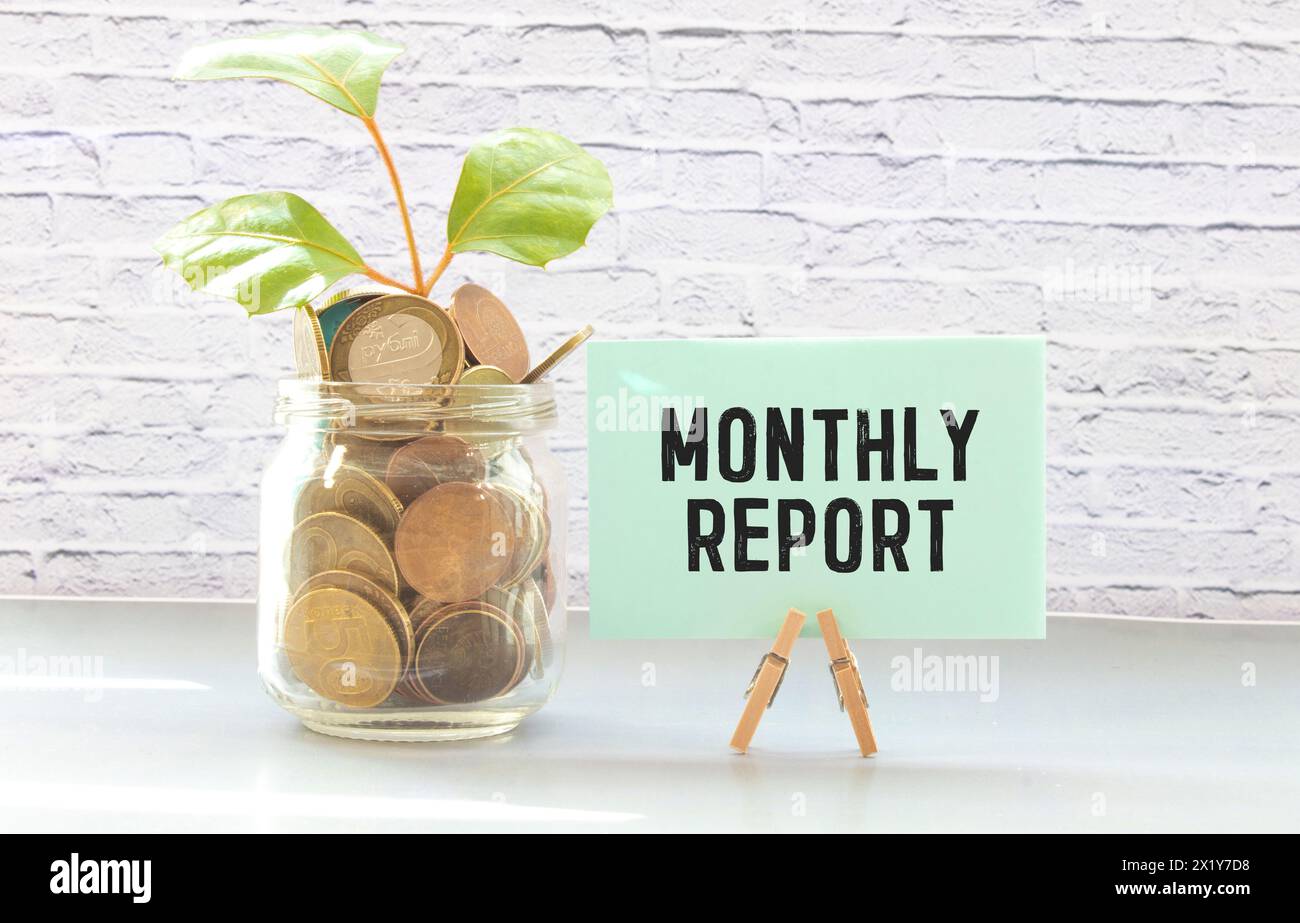 Clipboard paper pen calculator hi-res stock photography and images - Alamy