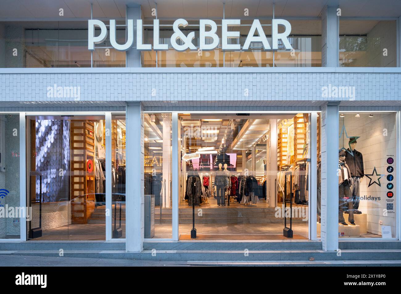 Madrid, Spain. 17th Apr, 2024. Spanish multinational clothing design retail company by Inditex ...