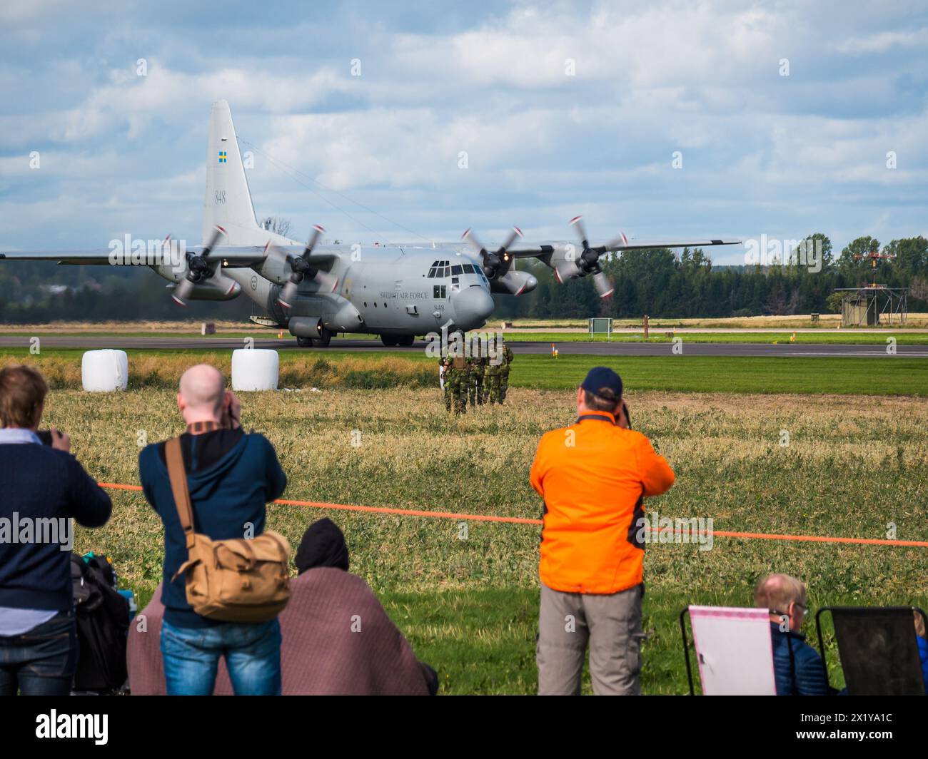 Swedish Airforce air show on F16 Ärna airfield, Uppsala, Sweden ...