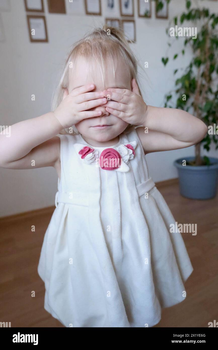 Embarrassed small girl portrait hi-res stock photography and images - Alamy